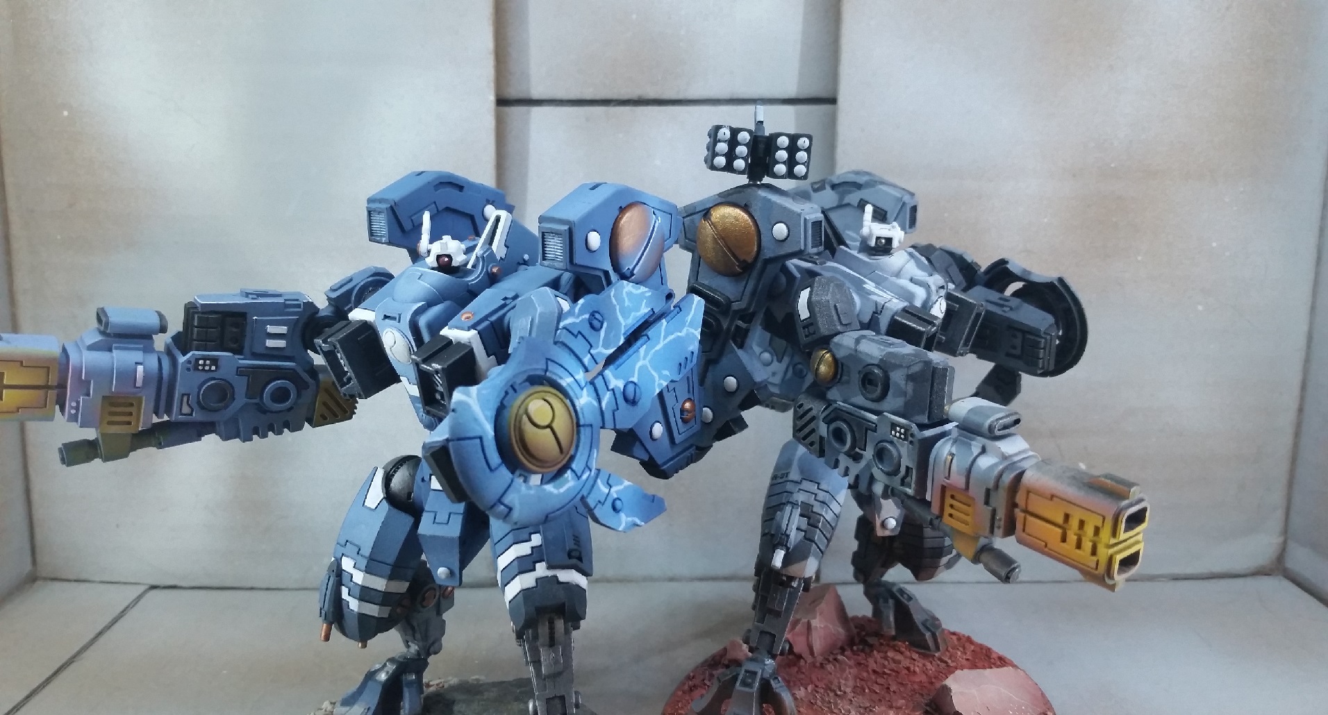 CoolMiniOrNot - tau xv104 riptides by arbiter959