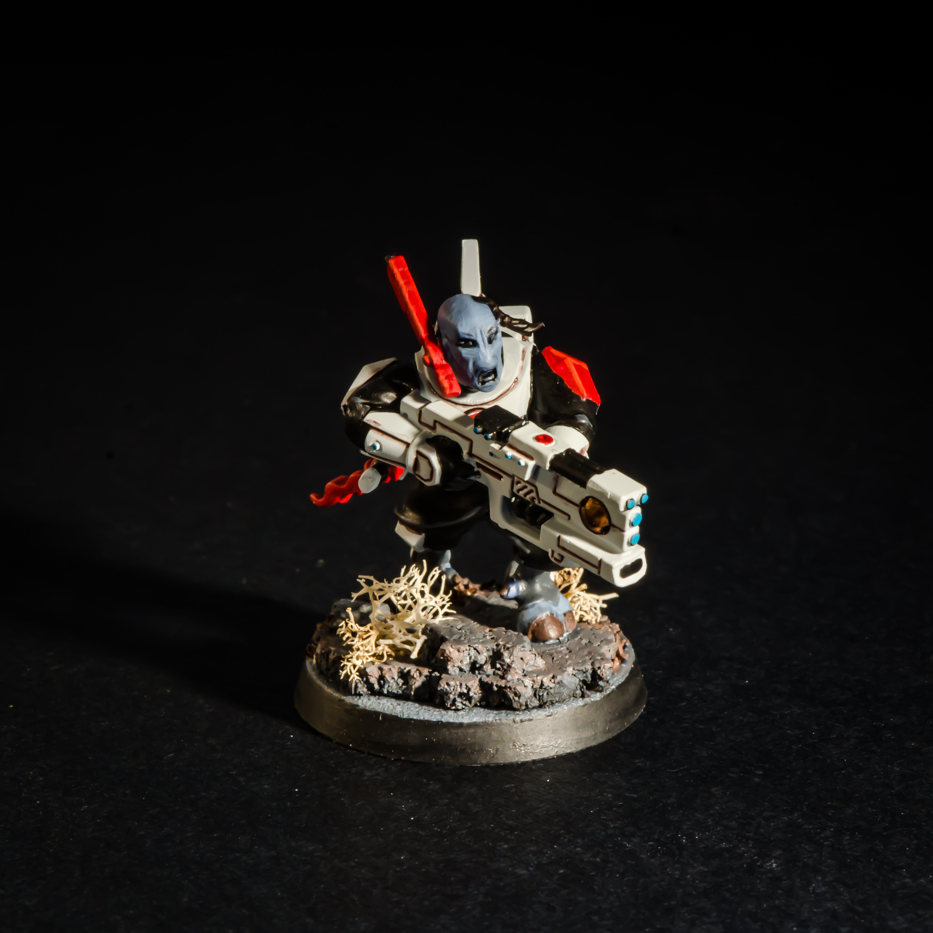 CoolMiniOrNot - Tau Pathfinder #8 (Shas'ui) by the_secret_paintbrush