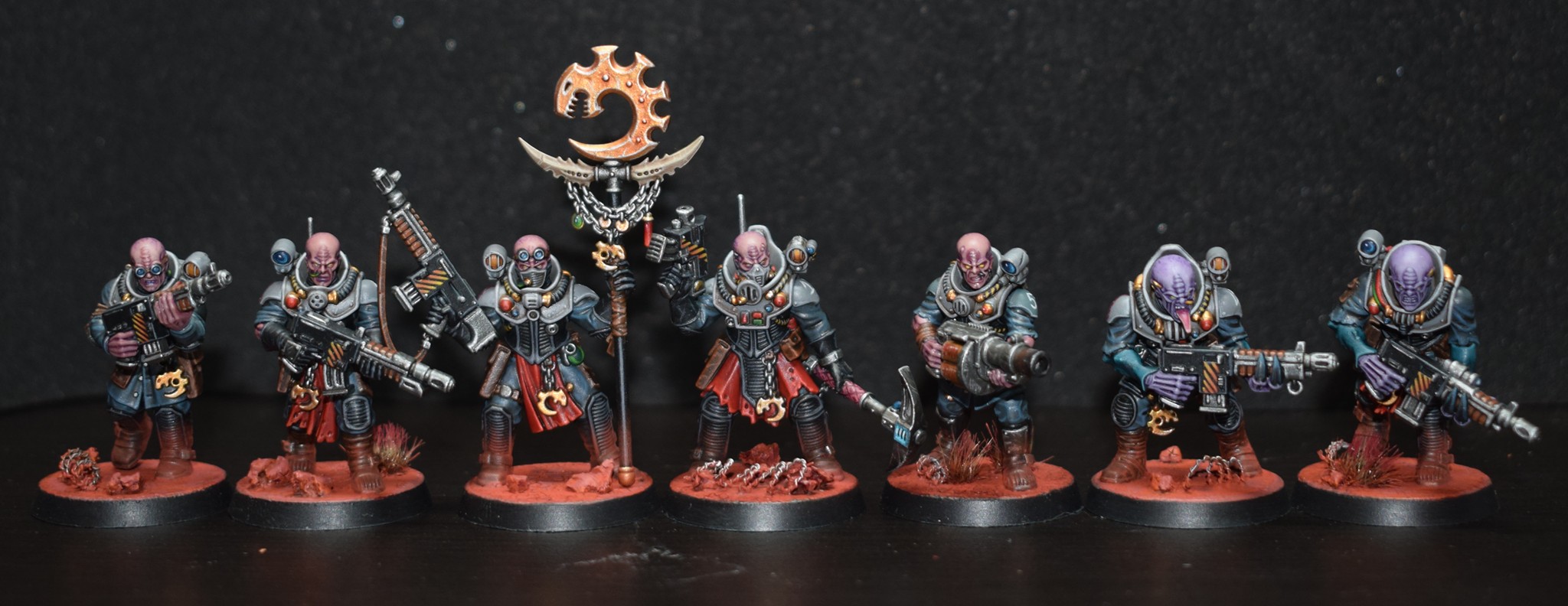 CoolMiniOrNot - Genestealer Cult Neophyte 7/10 Squad by Narthadus