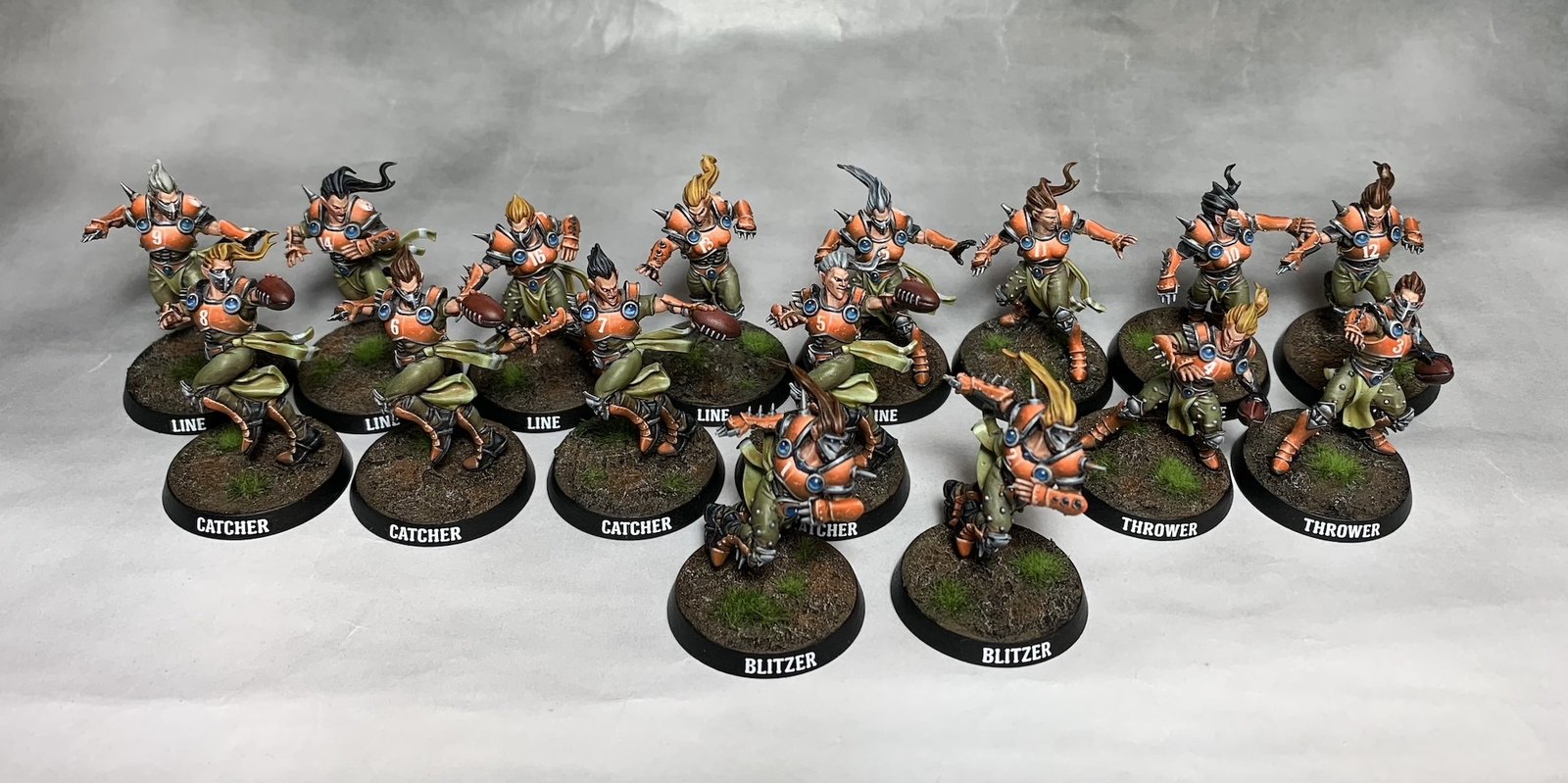 CoolMiniOrNot - Elven union team for Bloodbowl by Pixmen