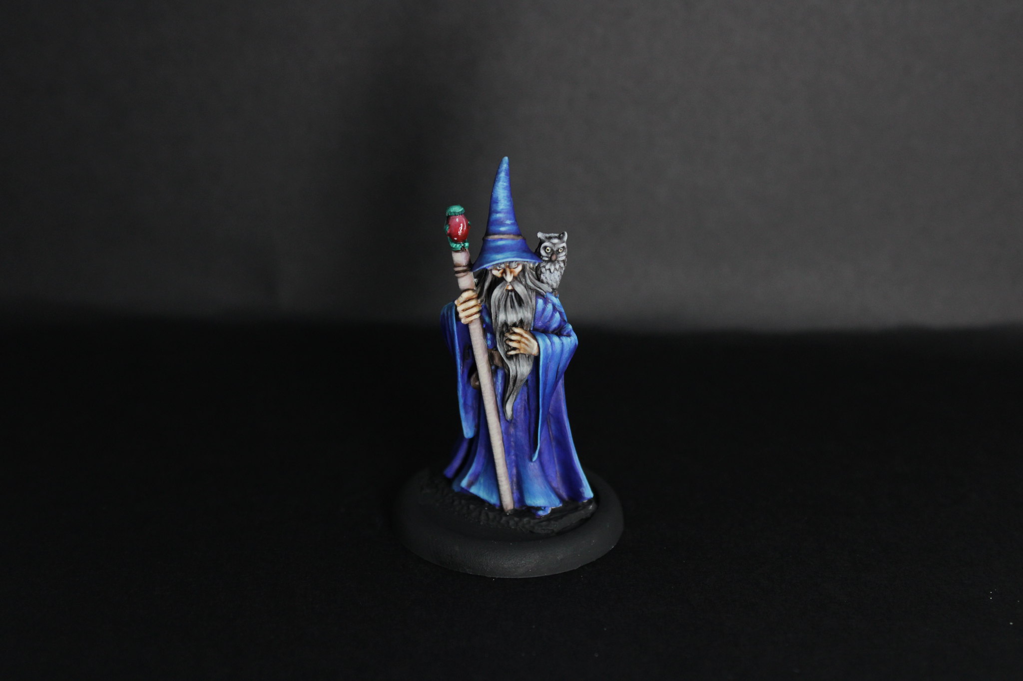 CoolMiniOrNot - Blue Wizard by Mini_Wizard_studios