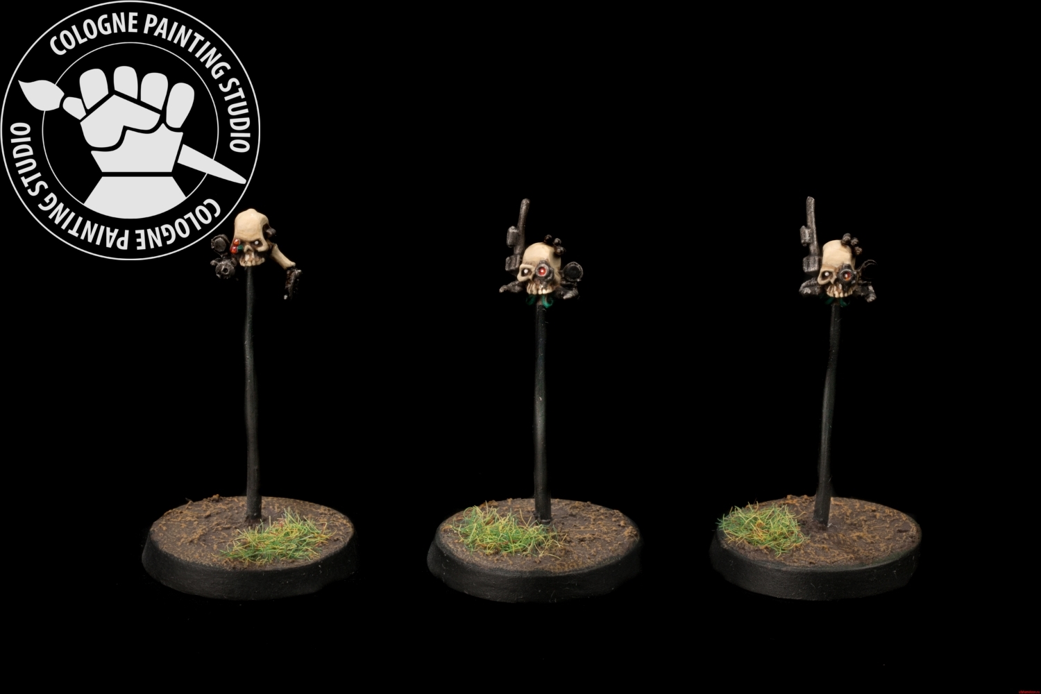 CoolMiniOrNot - Warhammer 40k servo skulls by cologne painting studio